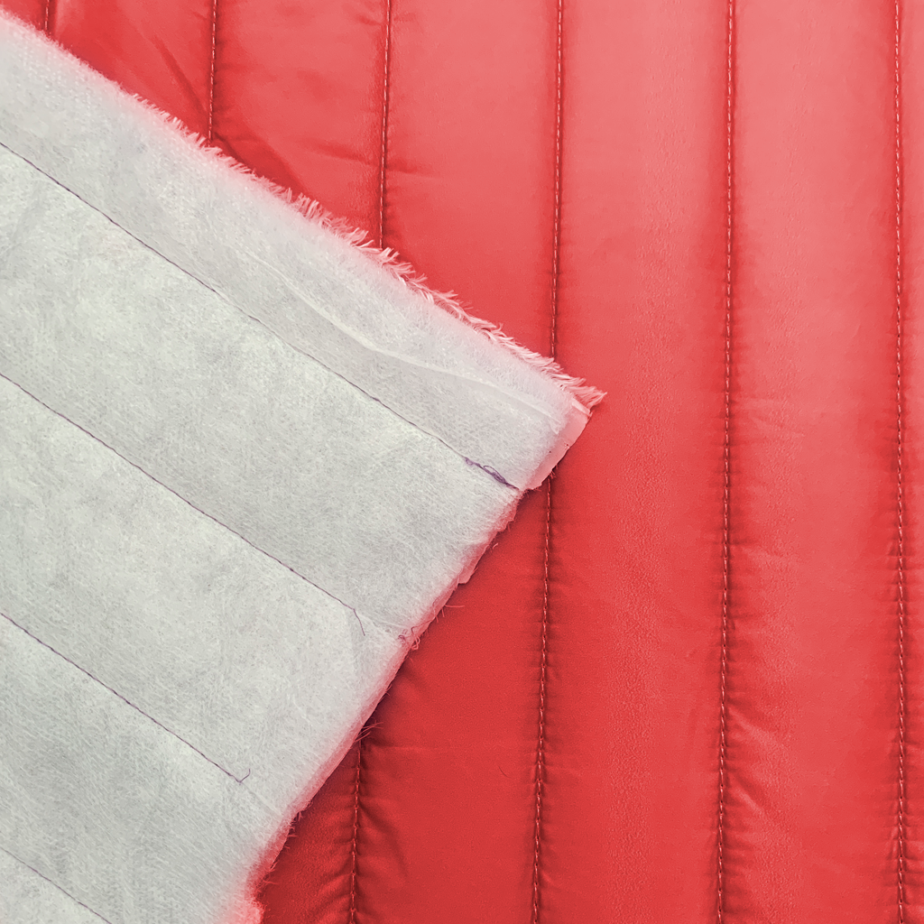 Matelassê Reto Pequeno - Failete/Fibra 60gr/TNT Vermelho